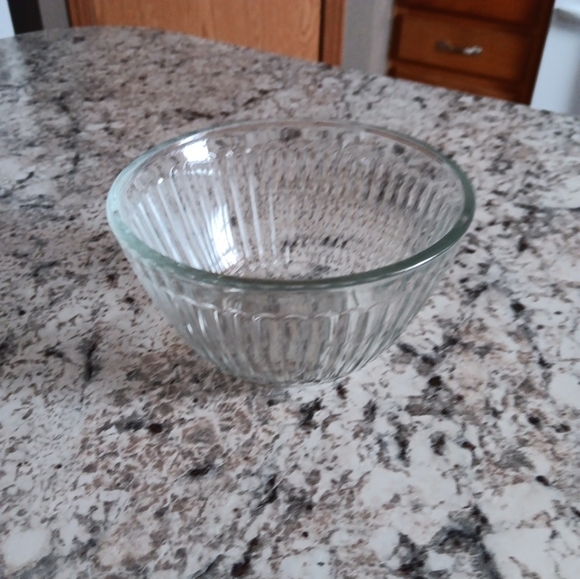 Pyrex | Kitchen | Vintage Pyrex 3 Cup Clear Glass Ribbed Nesting Mixing Bowl 74s | Poshmark